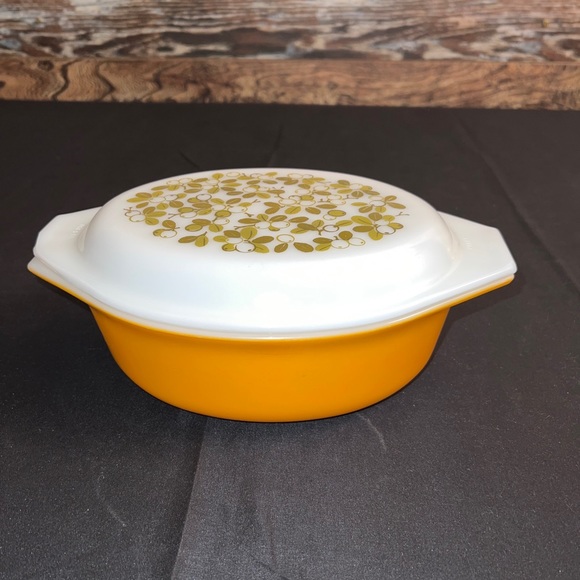 Pyrex | Kitchen | Vtg Pyrex 43 5 Qt Oval Cinderella Orange Casserole ...